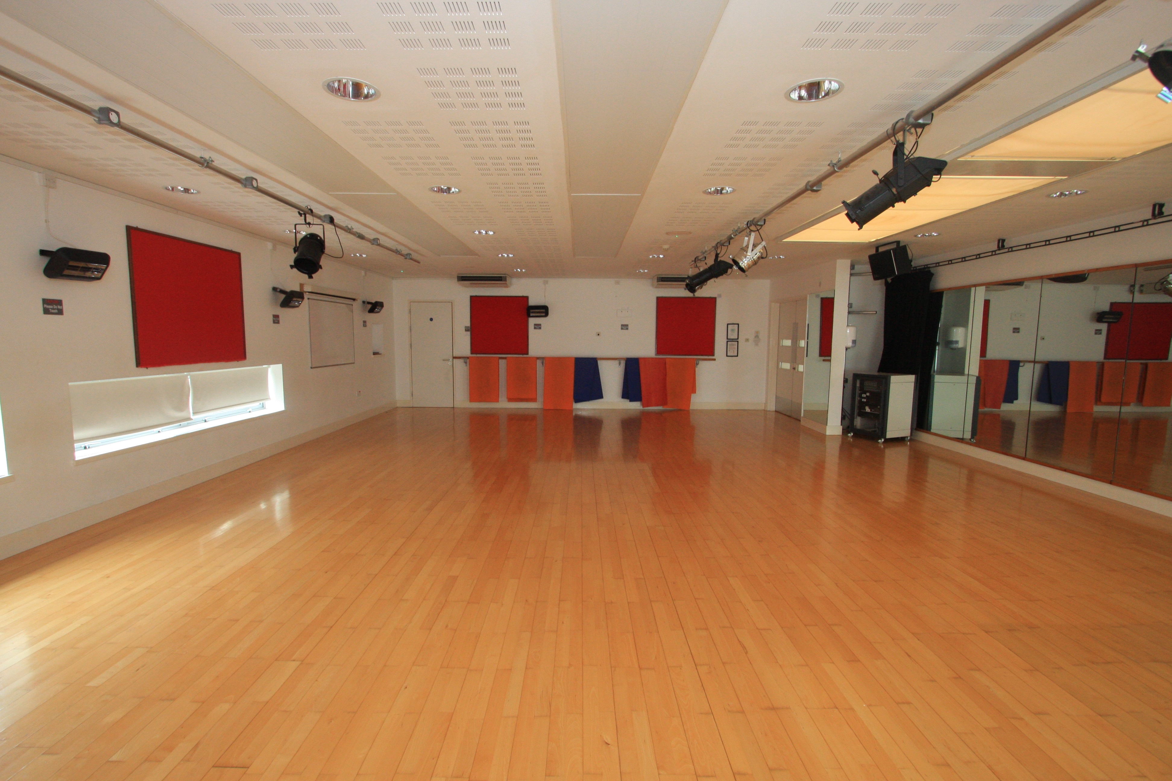 Langford | Active Jersey